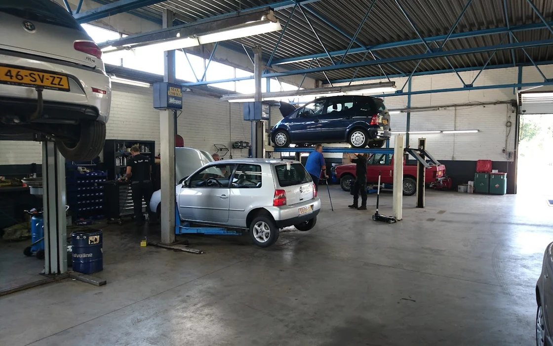 De Belangrijke Rol van de Automonteur in het Moderne Autolandschap ...